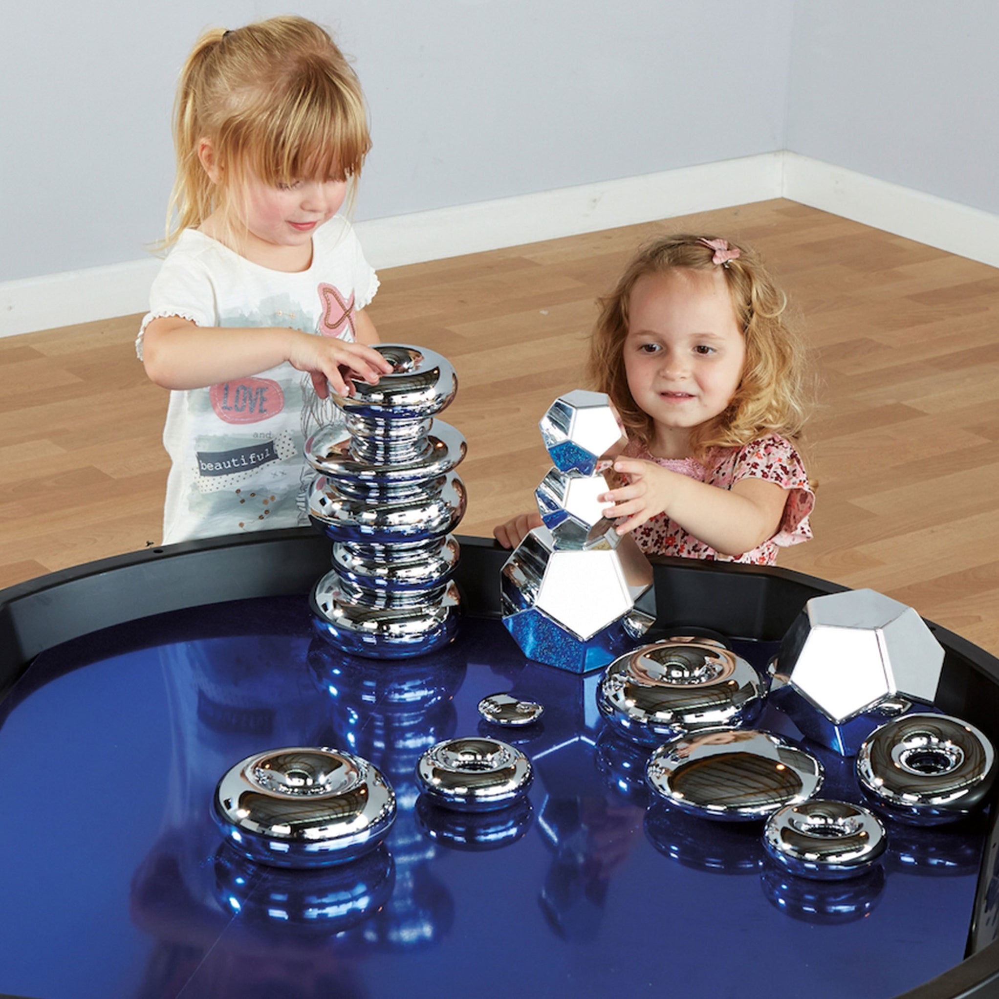 Plastic Active World Tuff Tray Black — Curiate NZ